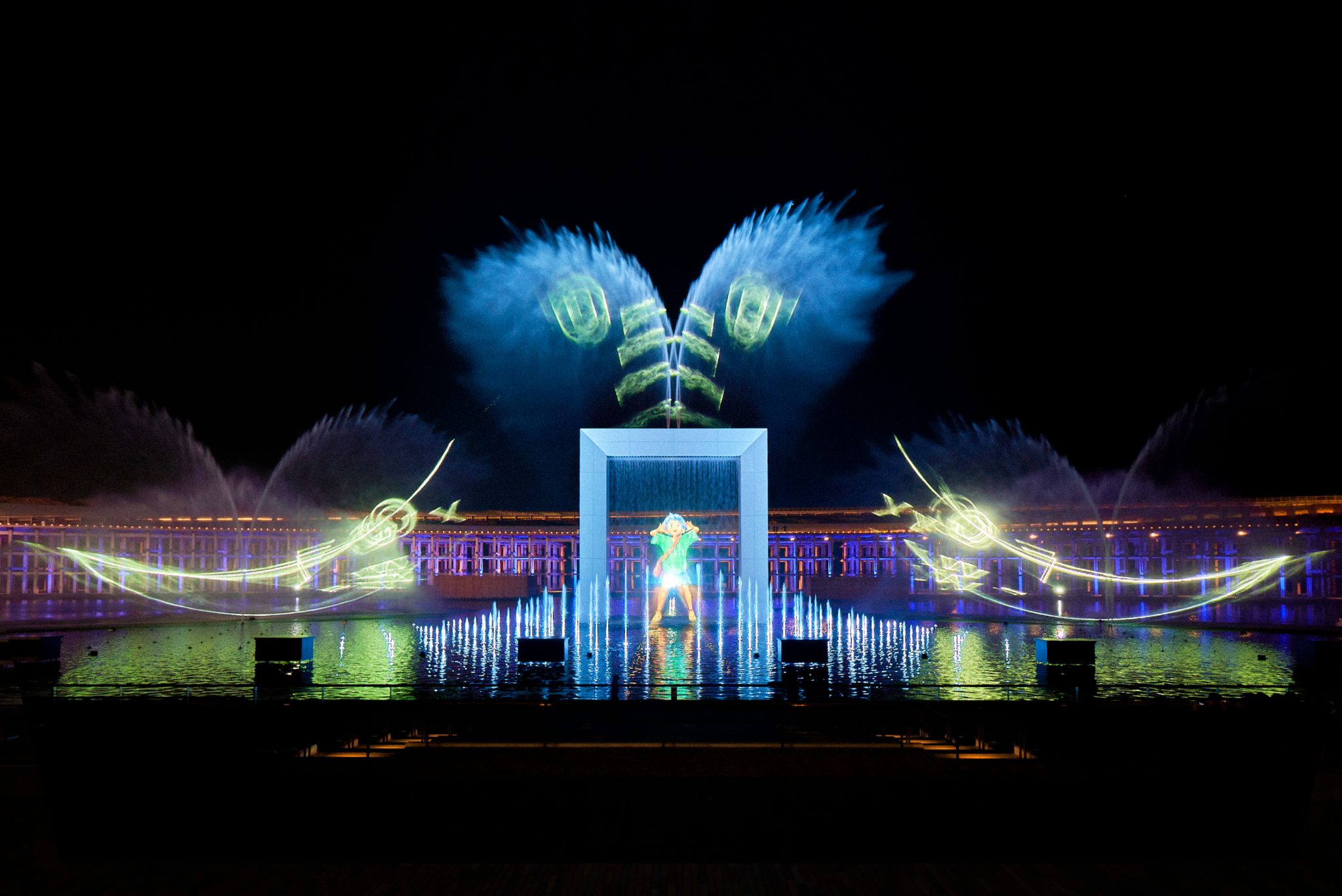 大阪・関西万博 水と空気のスペクタクルショー「アオと夜の虹のパレード」メインオブジェ新築工事 – IKKEN、建築・土木、石、タウンスケープ｜株式会社IKKEN